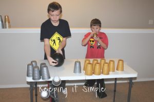 5 Minute to Win It Games using Plastic Cups - Keeping it Simple