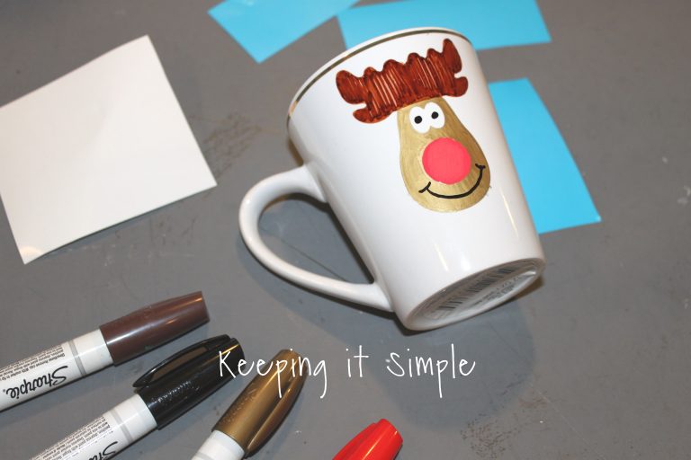 DIY Personalized Christmas Mugs - Keeping it Simple
