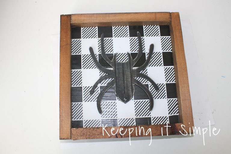 How to Make a Buffalo Plaid Sign with Vinyl - Keeping it Simple