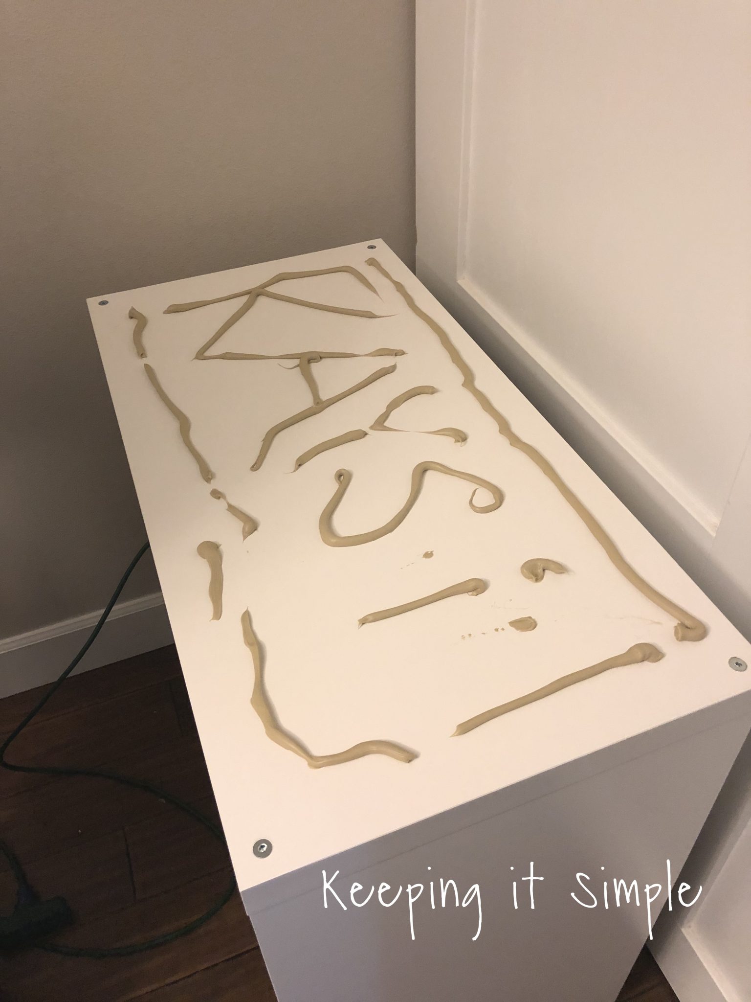 DIY Crafting Table {Vinyl Work Station} - Keeping it Simple